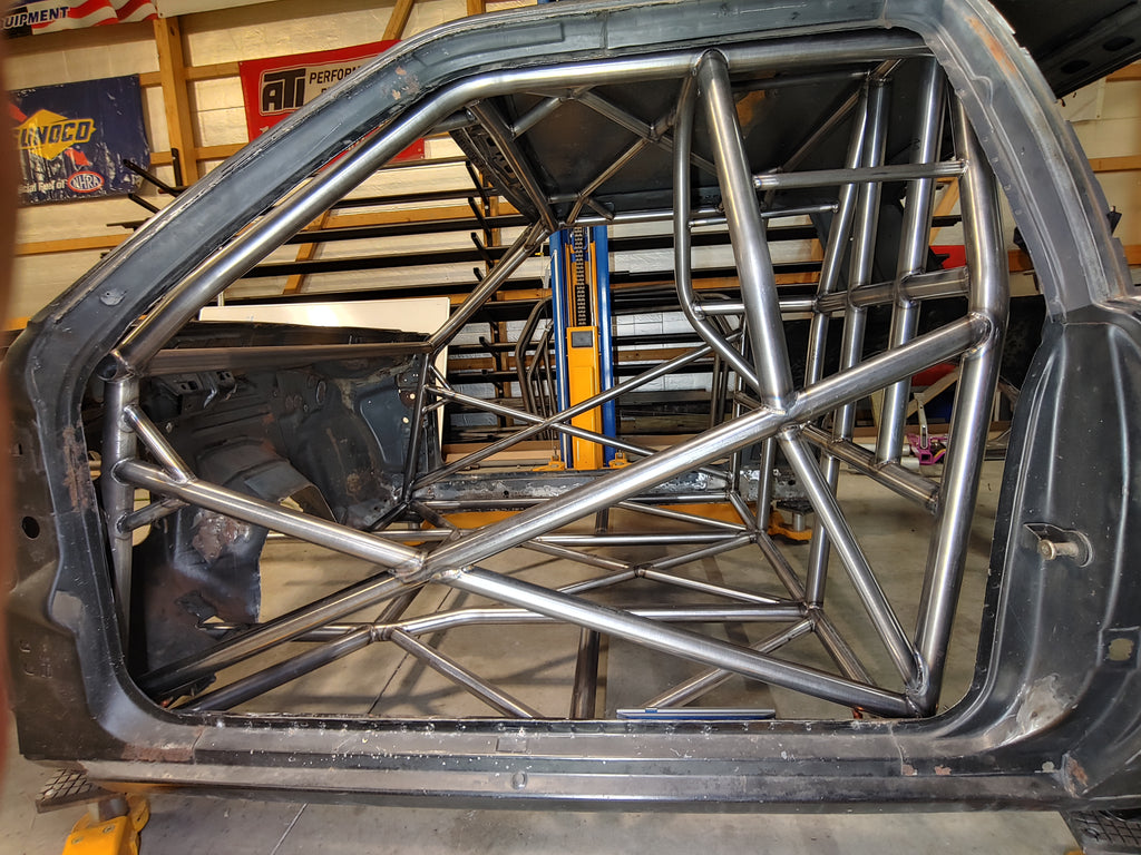 BENT & NOTCHED 25.3/25.2 roll cage 79-93 Mustang – Outlaw Chassis ...